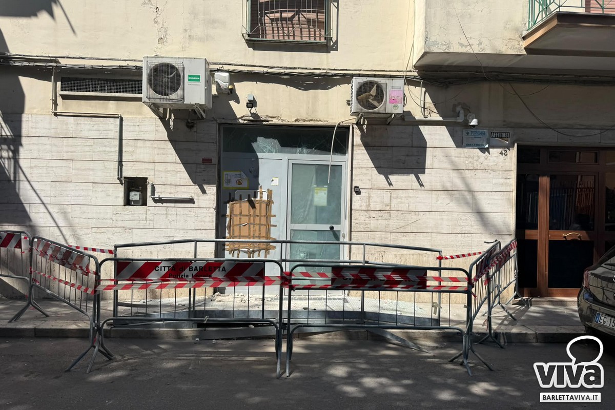 Barletta: Assalto nella notte allo sportello ATM dell'ufficio postale ...